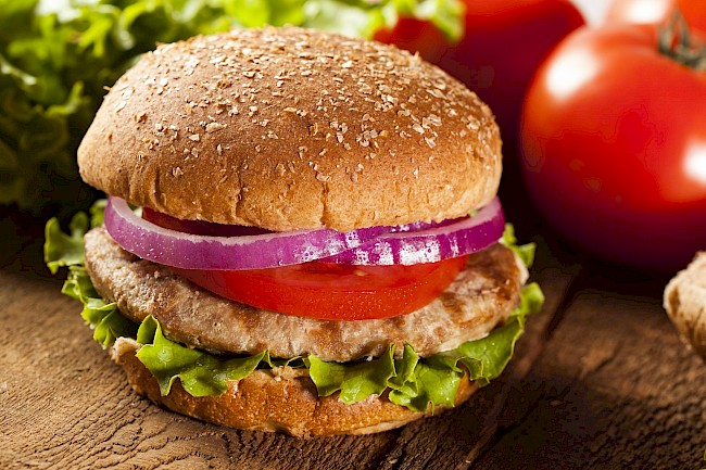 Turkey Burger Calories and Nutrition (100g)