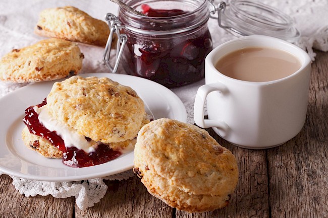 Scone Calories and Nutrition (100g)