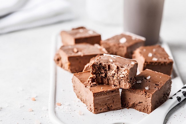 Fudge Calories and Nutrition (100g)