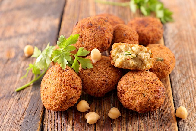 Fried Falafel Calories and Nutrition (100g)